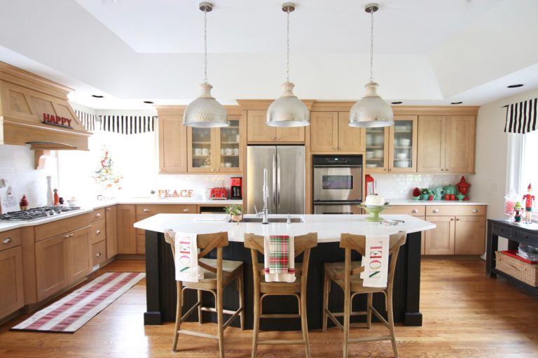 How to Cook Up an Inviting Festive Christmas Kitchen