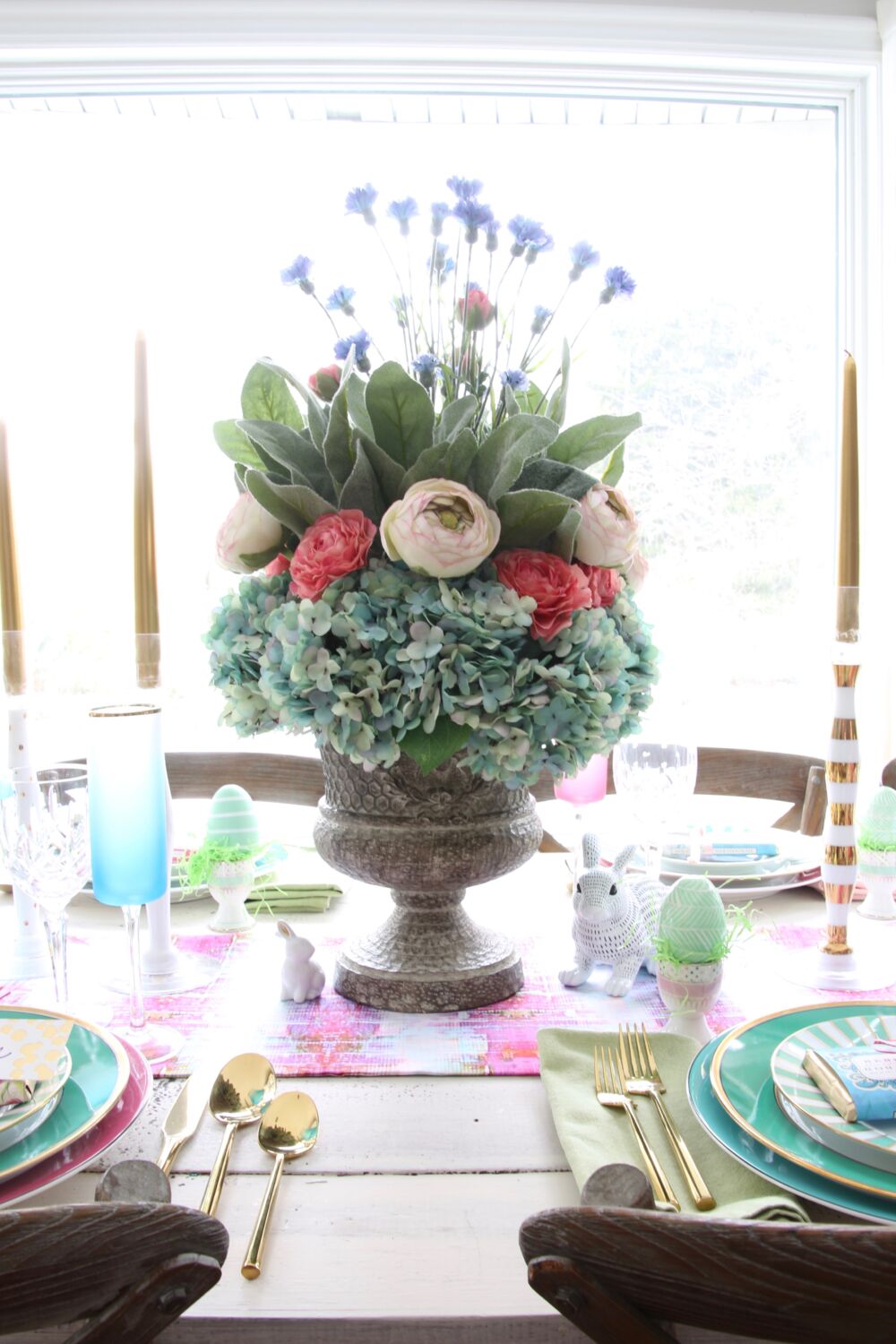 5 Simple Steps to Setting a Gorgeous Easter Table
